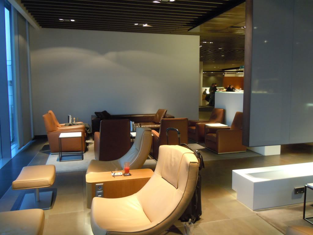 Lufthansa First Class Award Space Available! - View from the Wing
