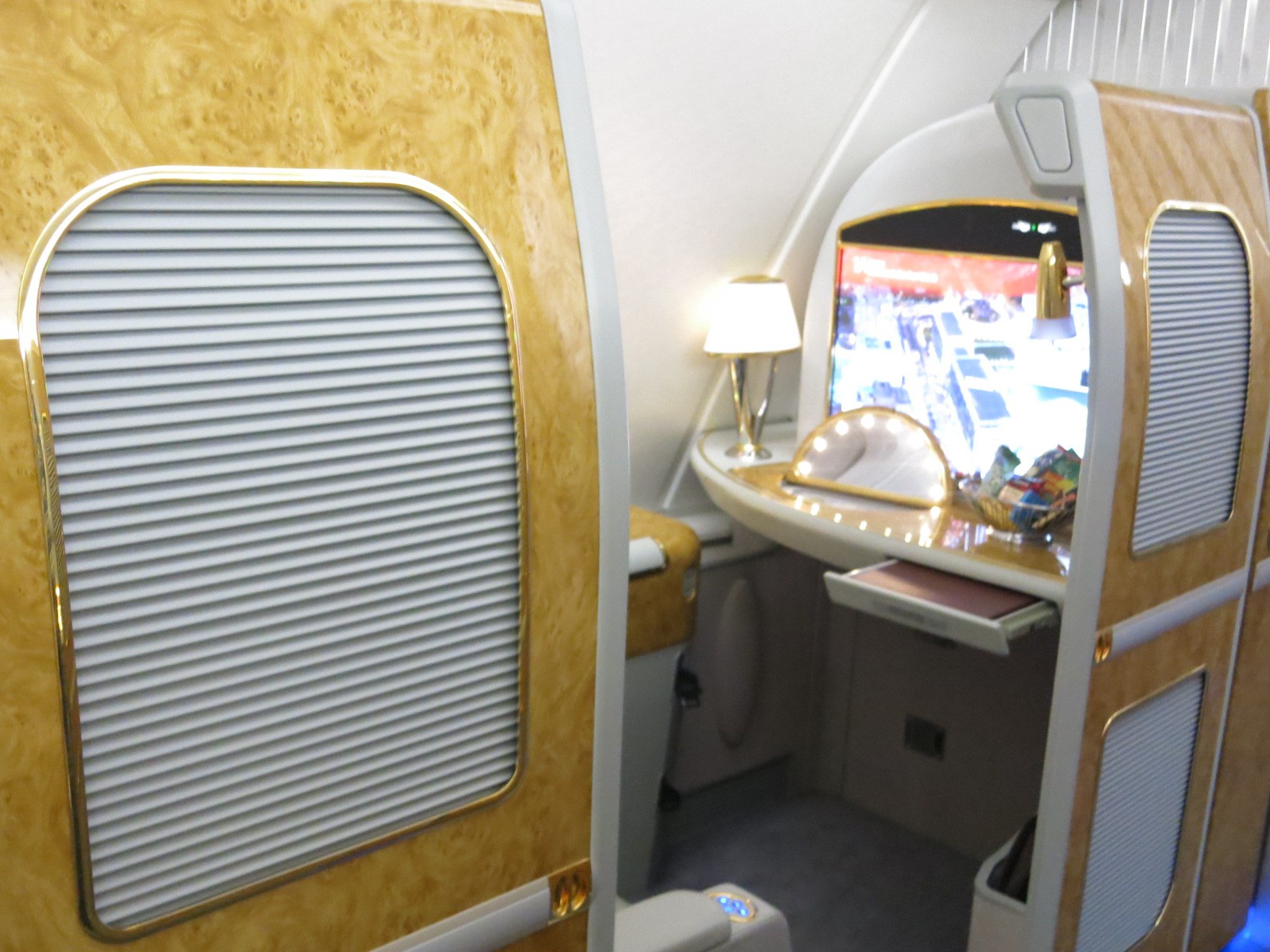 Emirates Announces Newark - Athens Flight, Watch Delta's Head Explode ...