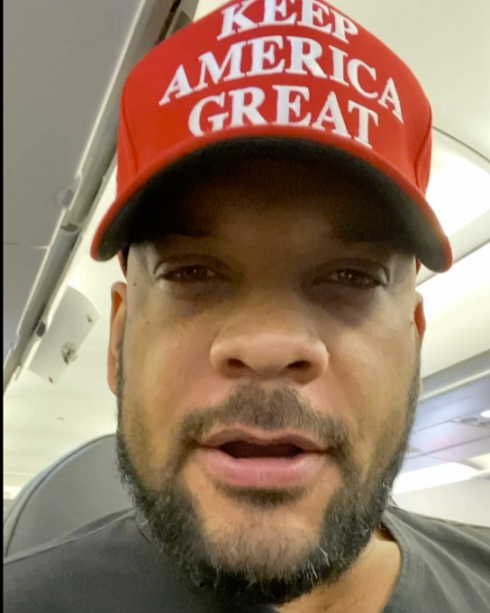 Black Conservative Activist Delays American Airlines Flight ...
