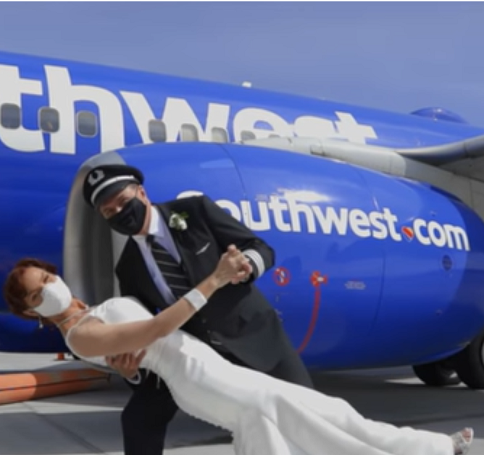 Southwest Airlines Pilot Gets Married On Flight From Las Vegas - View ...