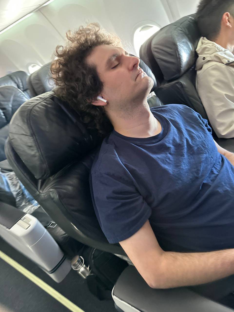 As Sam Bankman-Fried's Legal Chances Dwindle, Even His Travel Is Being ...