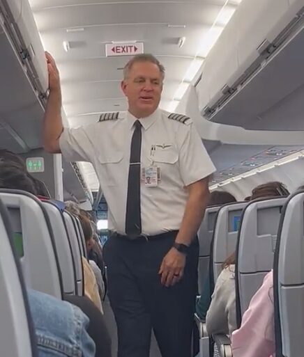 American Airlines Pilot Comps Drinks For The Whole Flight - View from ...