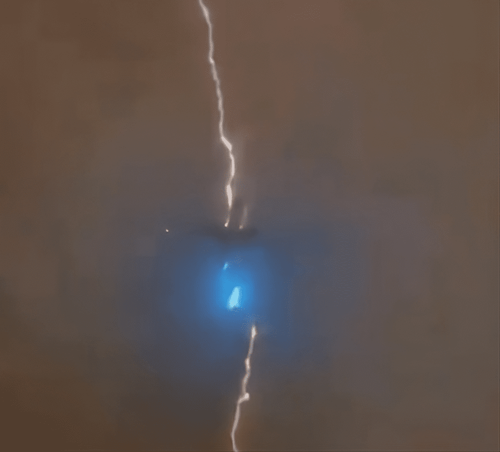 Unbelievable Footage: Boeing 777 Endures Lightning Strike En Route to London - View from the Wing