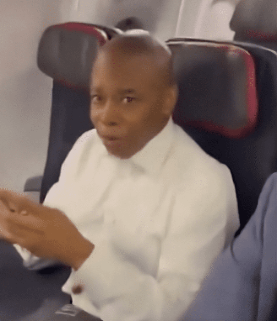 Video Surfaces: NYC Mayor Confronted In Tight Middle Seat On American ...