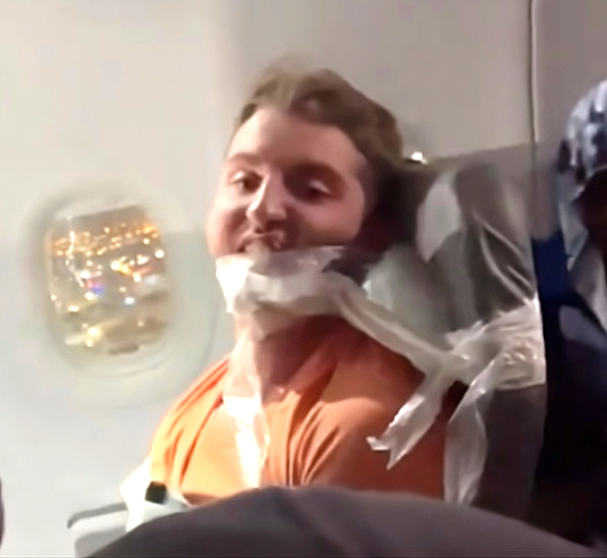Masks Are Gone, Booze Is Back—So Why Are Planes Still Wild ...