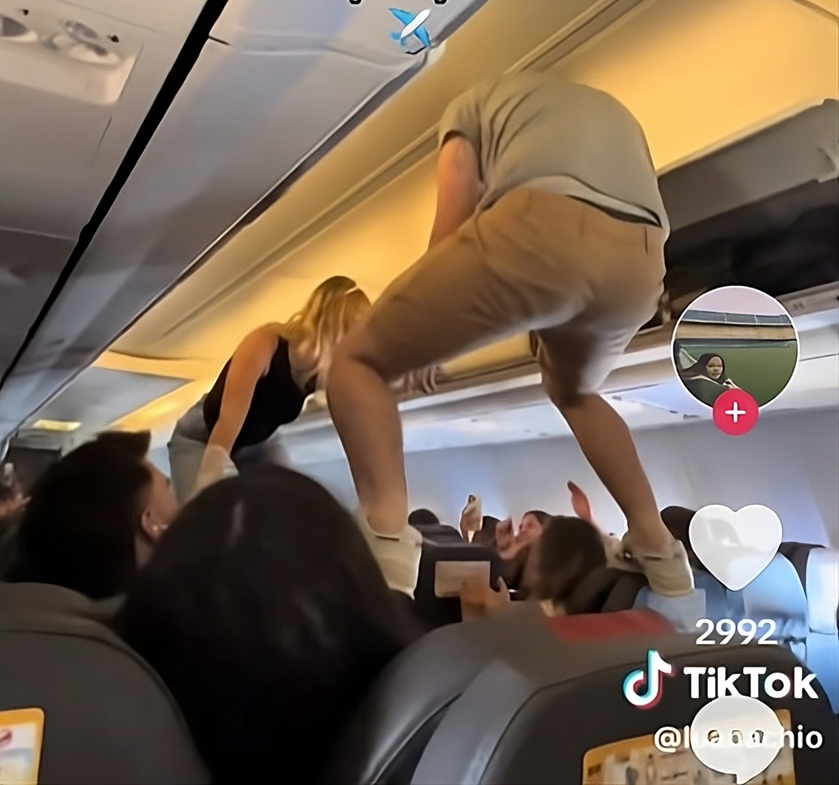 Flight Goes Off The Rails: Passengers Party On Seats, Hang From Overhead Bins As Crew Vanishes ...