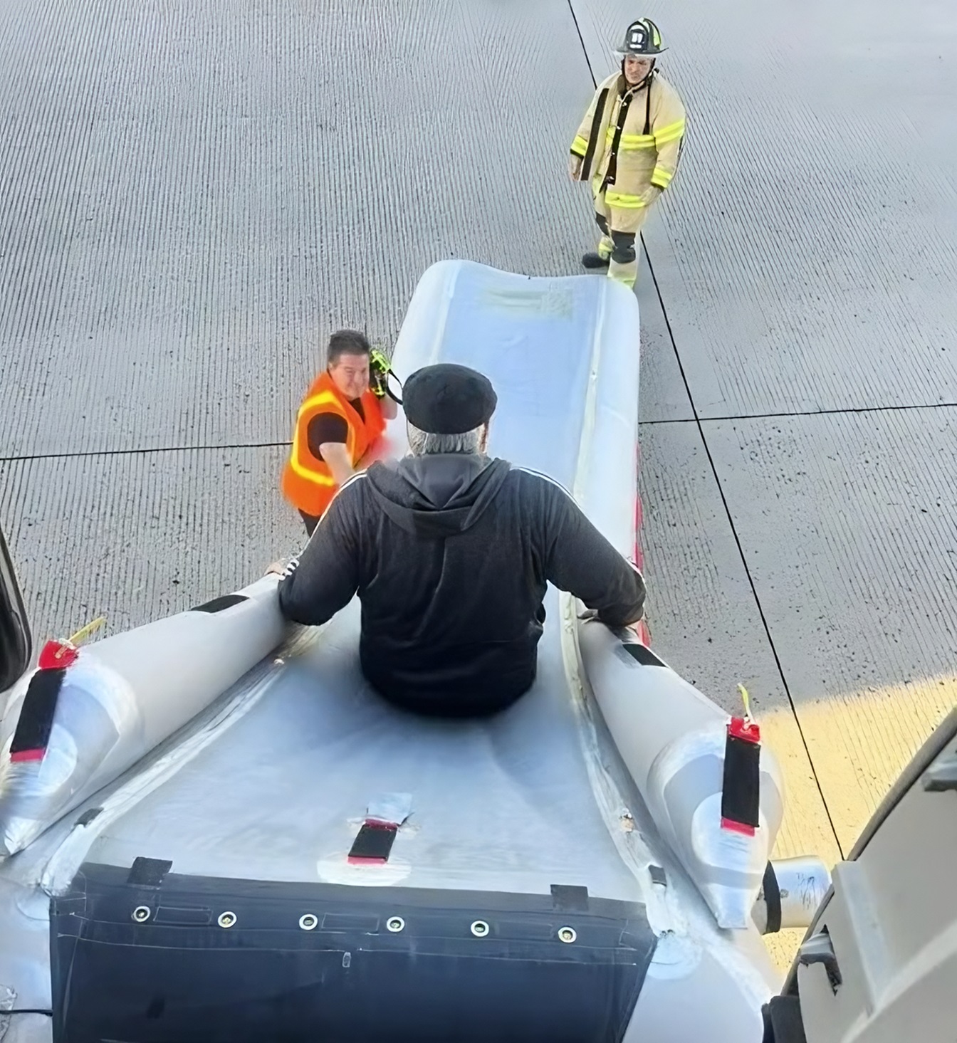 Fire On Takeoff: United A319 Evacuated In Houston As Flames Erupt From ...