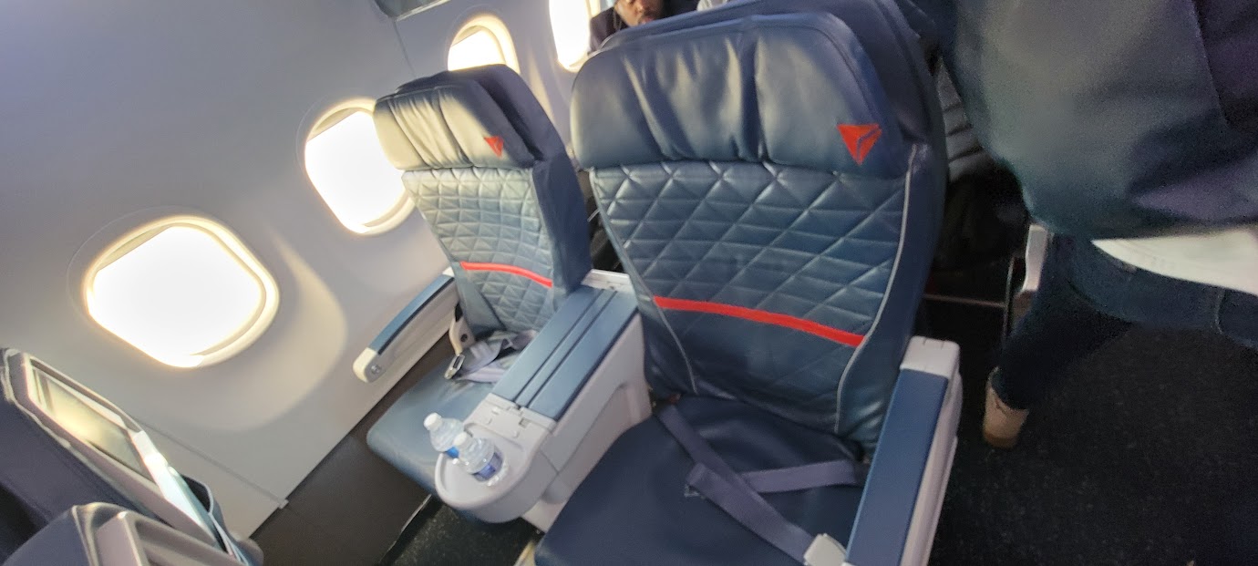 Delta’s Cheapest Upgrade Ever: 1,500 Miles to First Class—And They’ll ...