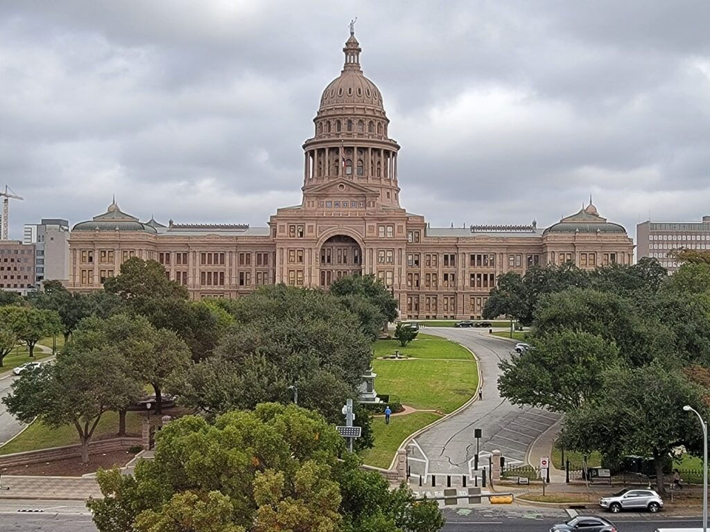 Austin Airport Arms Race: After Delta Expands To 29 Cities, Southwest ...