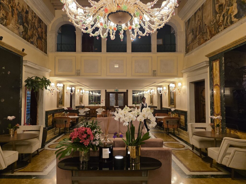 Venice Without the Crowds: Inside Our Stay In A Hidden 16th-Century ...