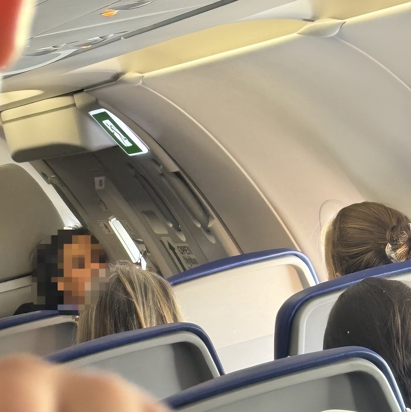 Flight Attendant Slept Through Landing: 10 Minutes Later, She Still ...