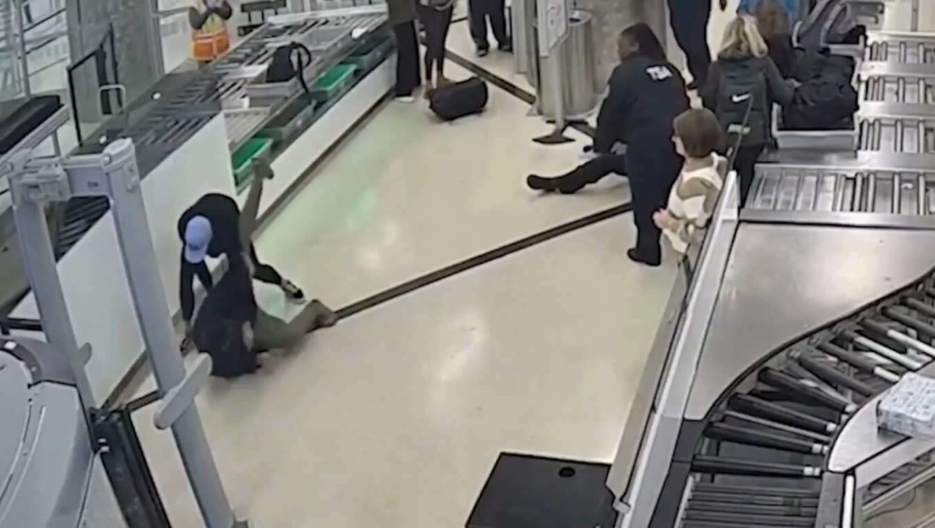 Former Pro Baseball Player Slams Passenger Breaching Atlanta TSA ...