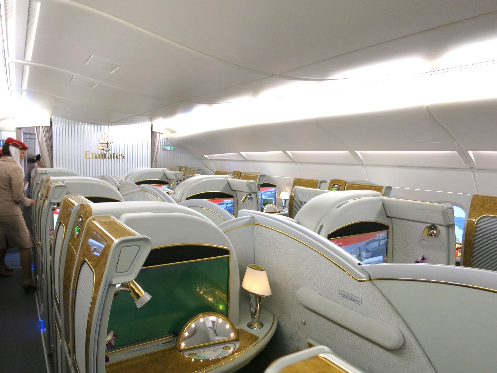 Emirates And Qatar Flights Are Empty — Passengers Have Whole First Or ...