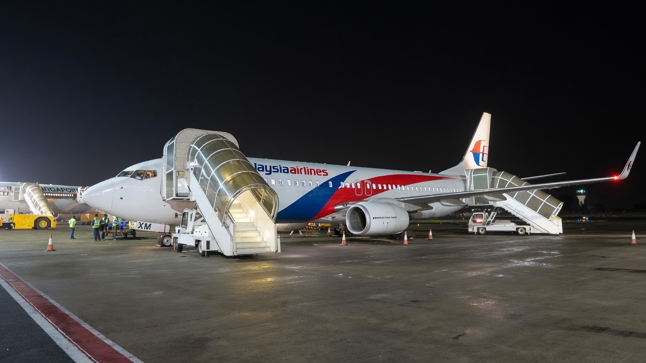 Singapore Airlines And Malaysia Airlines Were Once The Same Carrier ...